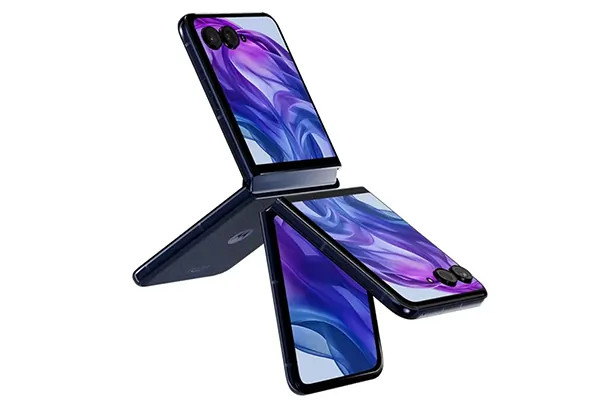 Így legyen Motorol Razr 50 Ultrád 100 ronggyal olcsóbban