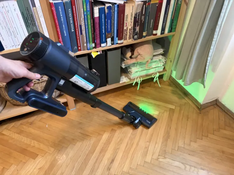 Test des Staubsaugers Vaktidy Blitz V12